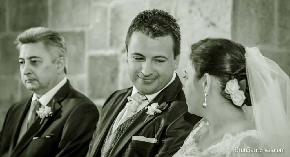 Miradas cómplices entre los novios. | BrunSantervás | Inmortalizamos tu ...